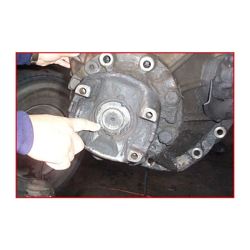 Douille 3/4" à 4 ergots Ø 64/70 mm pour Scania - KSTools | 460.0465